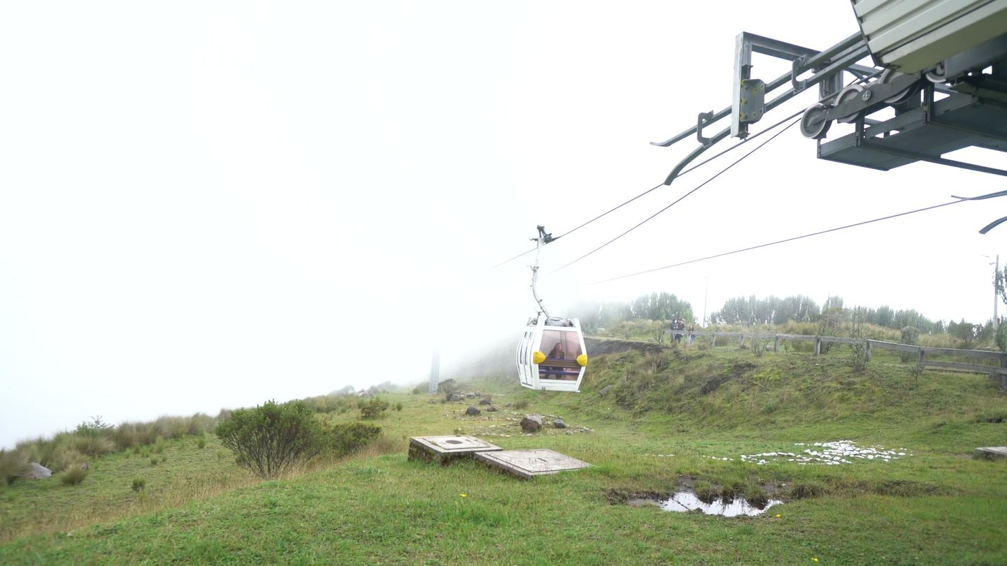 Cable Car (Teleferico) + Hiking to Rucu Pichinca in Quito, Ecuador