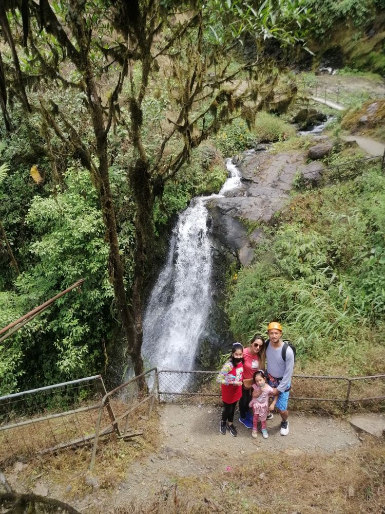 Vista corta a las cascadas in Bucay, Ecuador