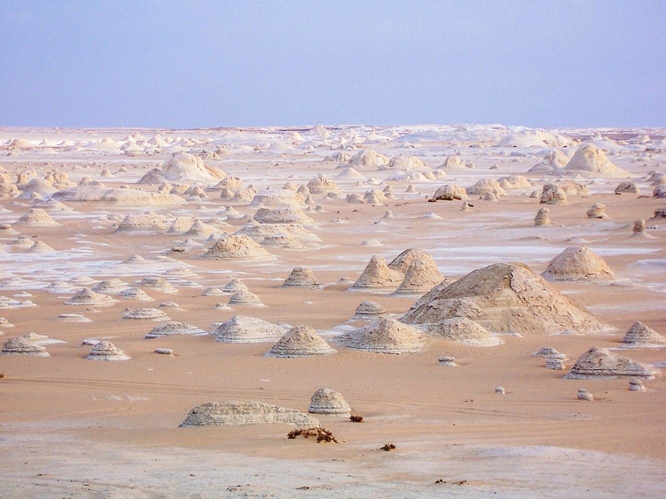 White Desert and Bahariya Oasis Private 2-Day Tour in Bahariya Oasis ...
