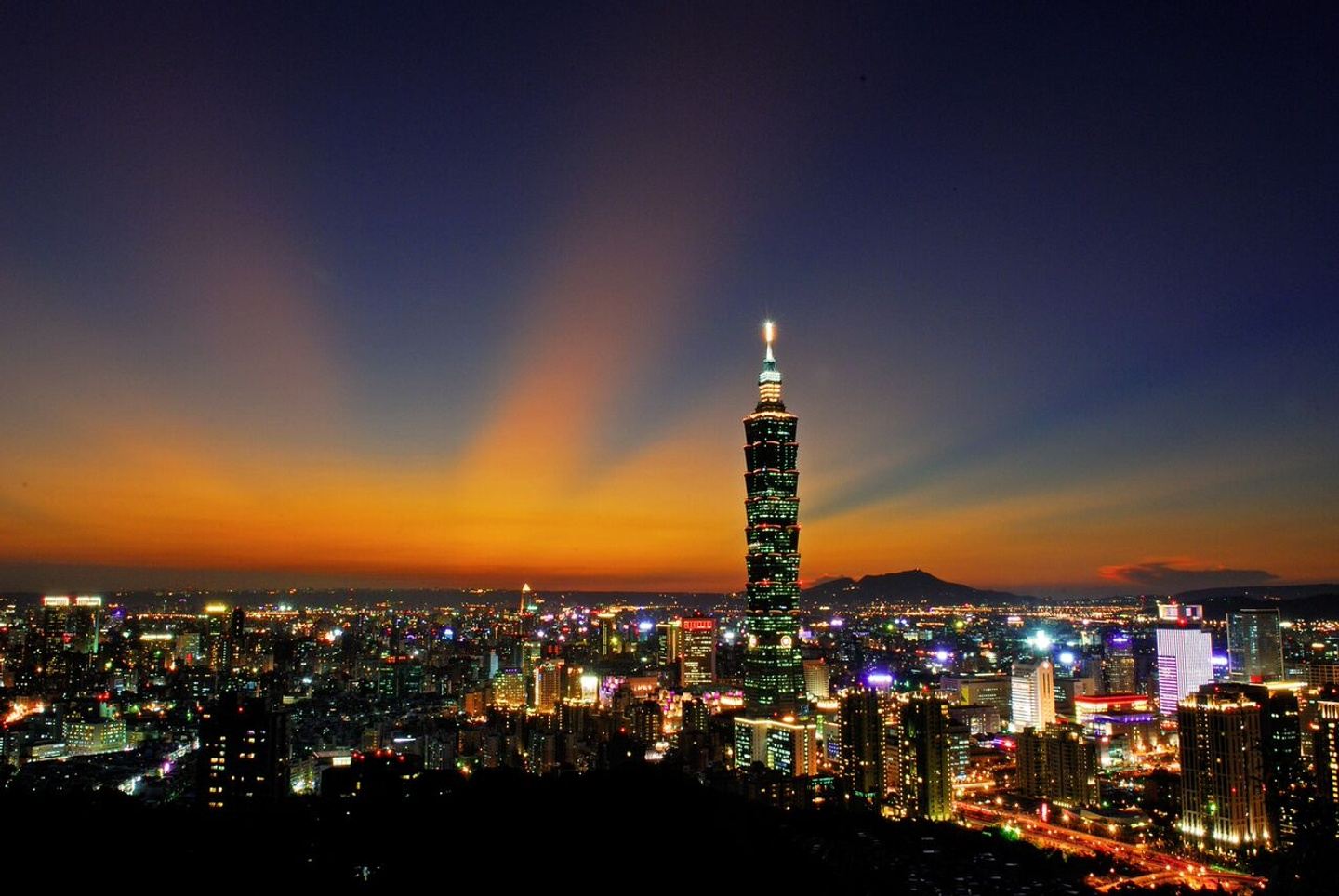 Taipei Night Tour in taiwan