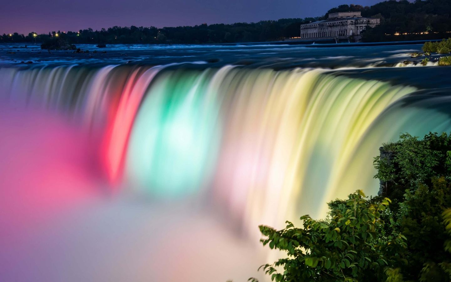 Niagara Falls (Red-Eye) in Niagara Falls, NY, USA