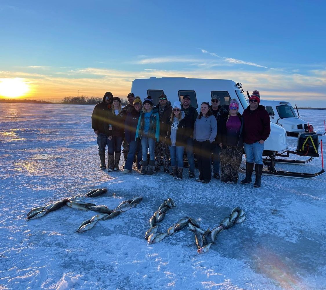 NORTH DAKOTA COUPLES SNOBEAR in Devils Lake, ND 58301, USA