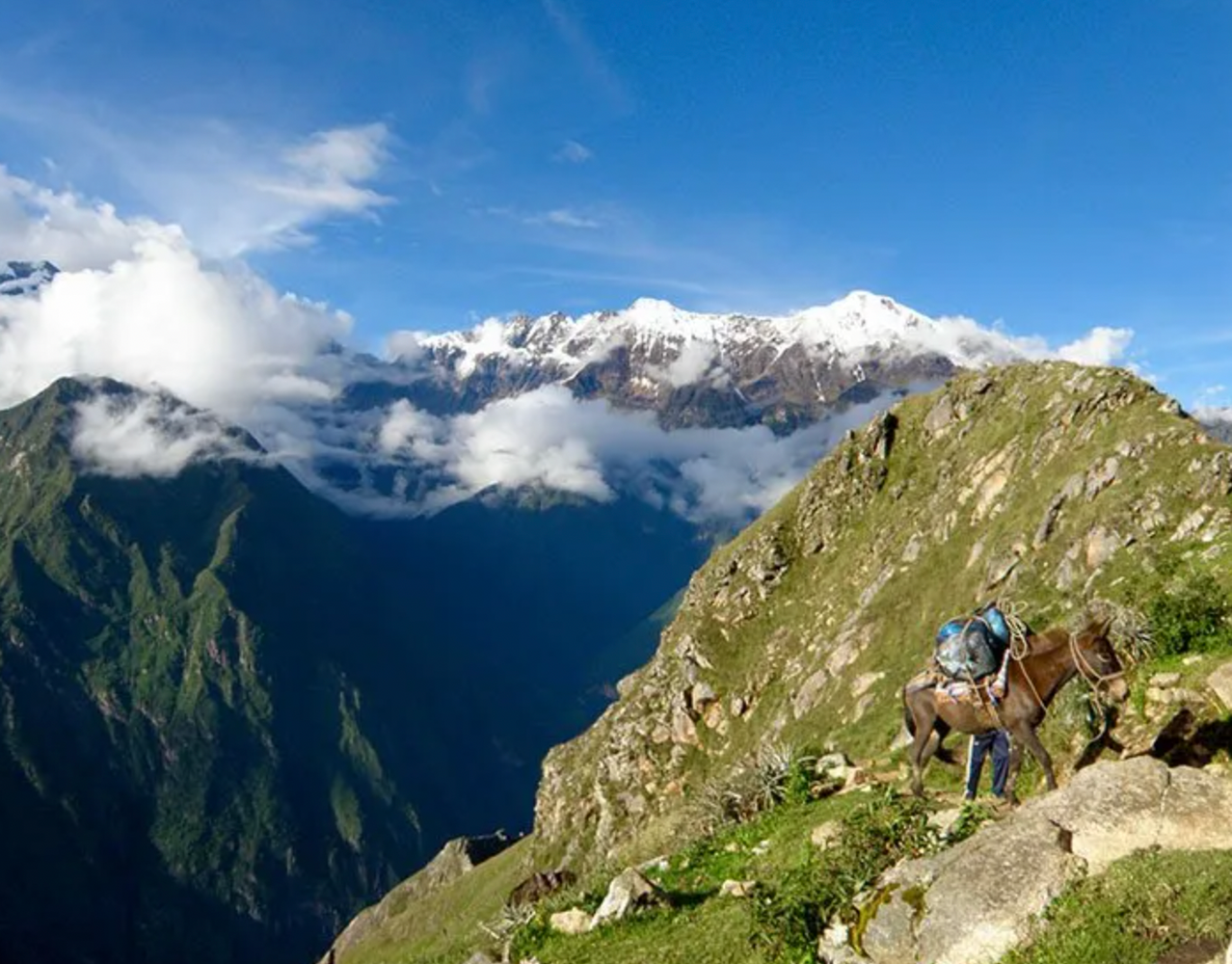 CHOQUEQUIRAO TREK + MACHU PICCHU PACKAGE in Peru
