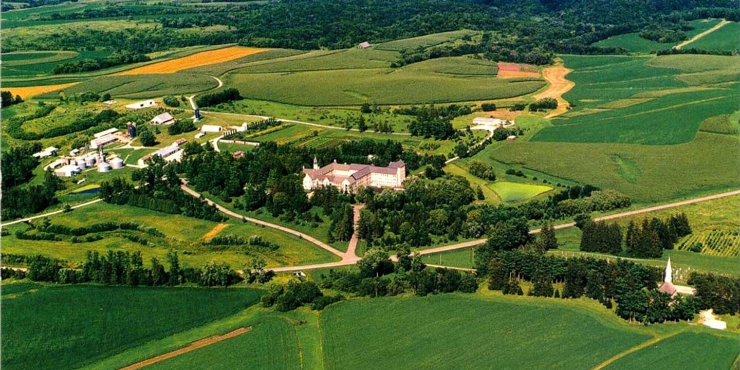 1-Day Pilgrimage to Iowa! in Peosta, IA 52068, USA