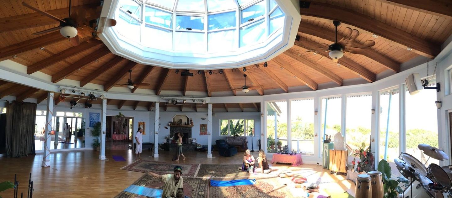 Altar of Love Hawaii Retreat-Yoga, Chanting and Ocean Adventures in ...