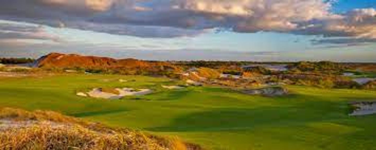 Golf in Streamsong in Bowling Green, FL 33834, USA