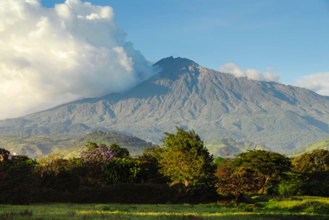 Mount meru Hiking 3 days in Meru mountain