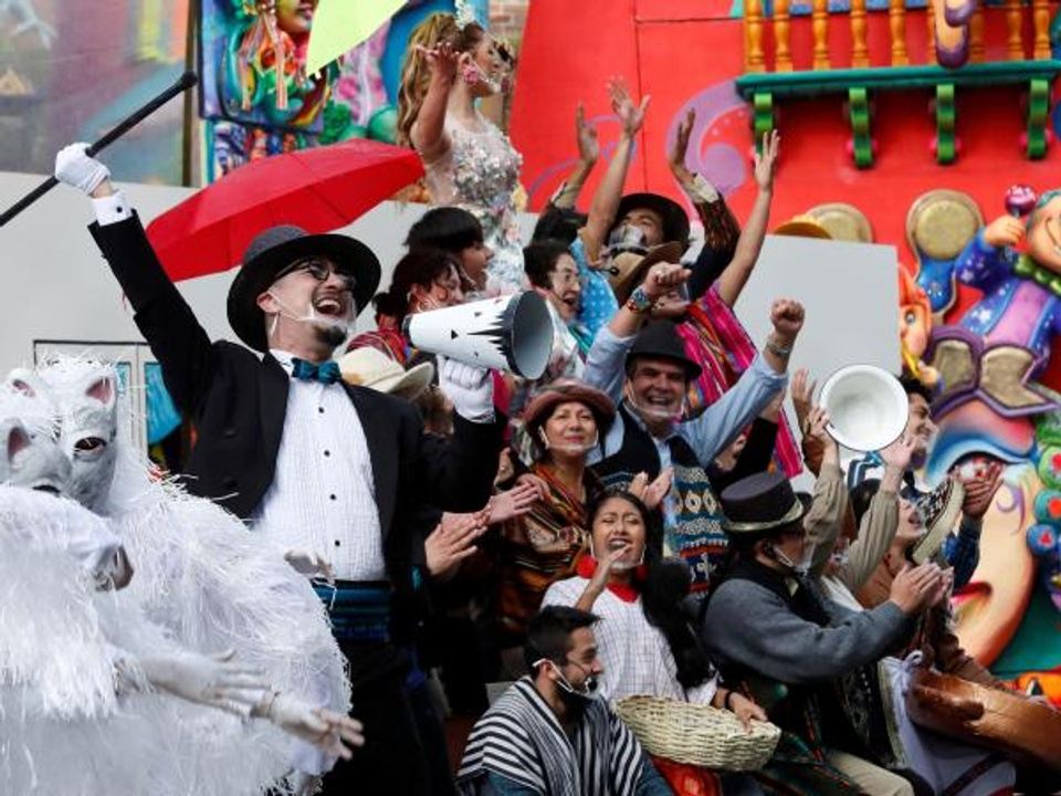Carnaval de Negros y Blancos // Black and White Carnival in Pasto ...