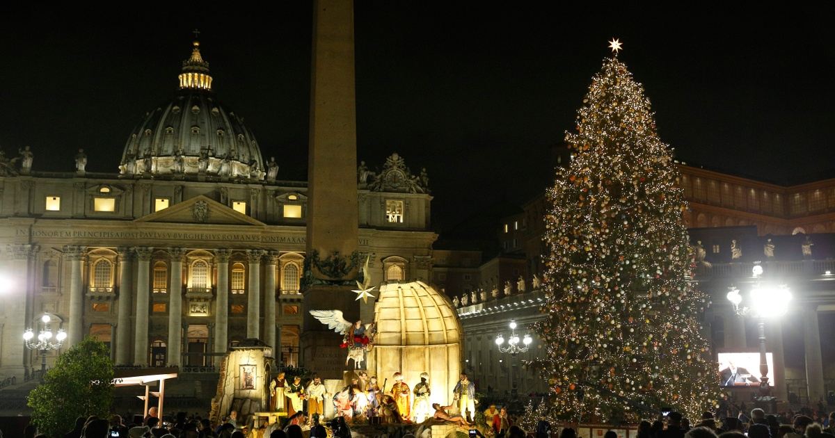 Italy: Christmas 2021 in Rome, Metropolitan City of Rome, Italy